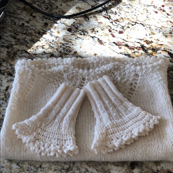 Accessories | Neck Muffler With Wrist Scarfs | Poshmark